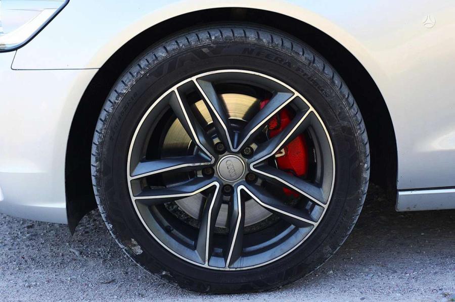 Pelēks Audi A6 2012 Kretinga, ar dzinēja tilpumu 2.97 L un nobraukumu 355 tūkst. km par 8499 €, foto 12 vietnē AUTOMOTO.COM.LV