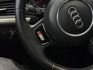 Pelēks Audi A6 2012 Rēzekne, ar dzinēja tilpumu 3.00 L un nobraukumu 269 tūkst. km par 12990 €, foto 32 vietnē AUTOMOTO.COM.LV