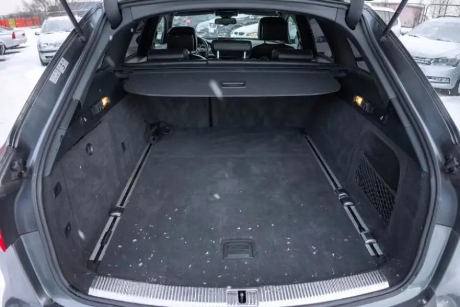 Pelēks Audi A6 2012 Liepāja, ar dzinēja tilpumu 3.00 L un nobraukumu 296 tūkst. km par 15500 €, foto 11 vietnē AUTOMOTO.COM.LV