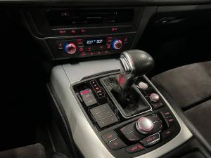 Grey Audi A6 2012 in Jurmala, with an engine capacity of 3.00 L and mileage of 207 thousand km for 11850 €, photo 27 on AUTOMOTO.COM.LV