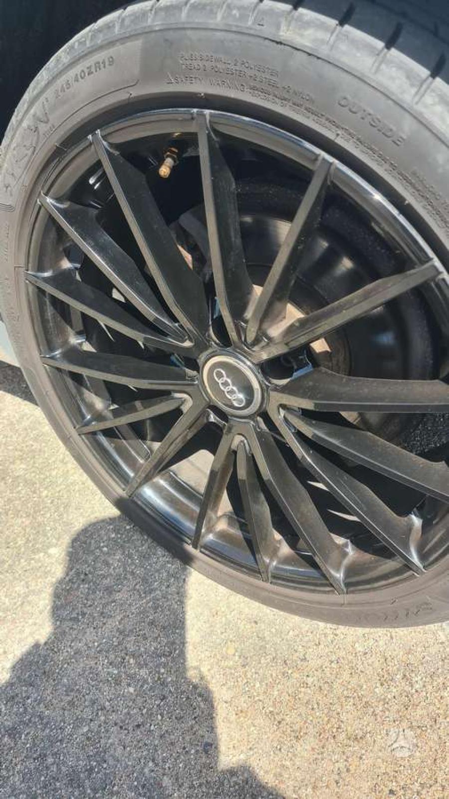 Grey Audi A6 2012 in Vilnius, with an engine capacity of 2.97 L and mileage of 334 thousand km for 7950 €, photo 15 on AUTOMOTO.COM.LV