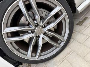 Grey Audi A6 2012 in Kaunas, with an engine capacity of 2.97 L and mileage of 218 thousand km for 8300 €, photo 25 on AUTOMOTO.COM.LV