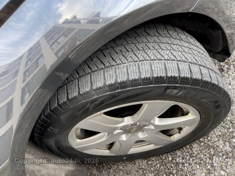 Grey Audi A6 2012 in Tartu, with an engine capacity of 3.00 L and mileage of 290 thousand km for 8990 €, photo 13 on AUTOMOTO.COM.LV