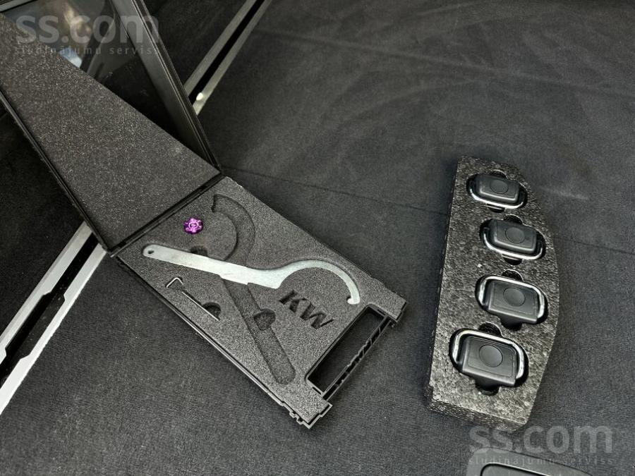 Grey Audi A6 2012 in Riga, with an engine capacity of 3.00 L and mileage of 311 thousand km for 7950 €, photo 16 on AUTOMOTO.COM.LV