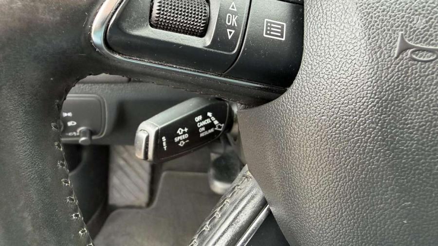 Pelēks Audi A6 2012 Marijampole, ar dzinēja tilpumu 2.97 L un nobraukumu 311 tūkst. km par 8550 €, foto 23 vietnē AUTOMOTO.COM.LV