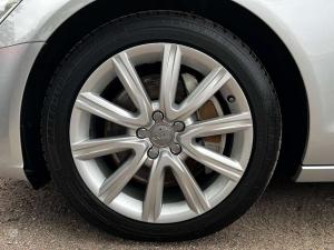 Pelēks Audi A6 2012 Tauragė, ar dzinēja tilpumu 2.97 L un nobraukumu 296 tūkst. km par 8950 €, foto 37 vietnē AUTOMOTO.COM.LV