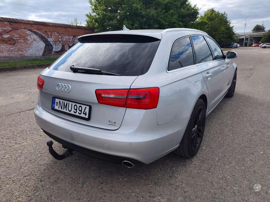 Grey Audi A6 2012 in Siauliai, with an engine capacity of 3.00 L and mileage of 283 thousand km for 8000 €, photo 5 on AUTOMOTO.COM.LV