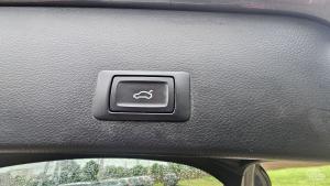 Grey Audi A6 2013 in Prienai, with an engine capacity of 3.00 L and mileage of 287 thousand km for 13300 €, photo 23 on AUTOMOTO.COM.LV