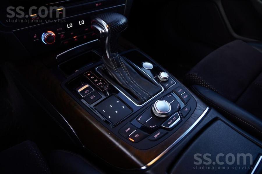 Grey Audi A6 2013 in Riga, with an engine capacity of 3.00 L and mileage of 269 thousand km for 11800 €, photo 10 on AUTOMOTO.COM.LV