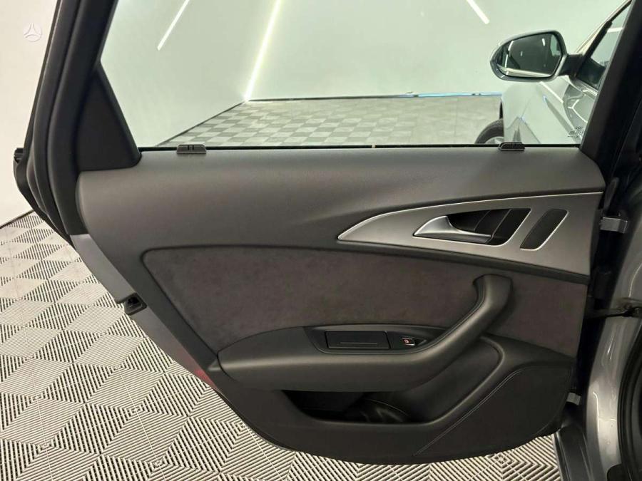 Pelēks Audi A6 2013 Marijampole, ar dzinēja tilpumu 1.97 L un nobraukumu 254 tūkst. km par 9350 €, foto 9 vietnē AUTOMOTO.COM.LV