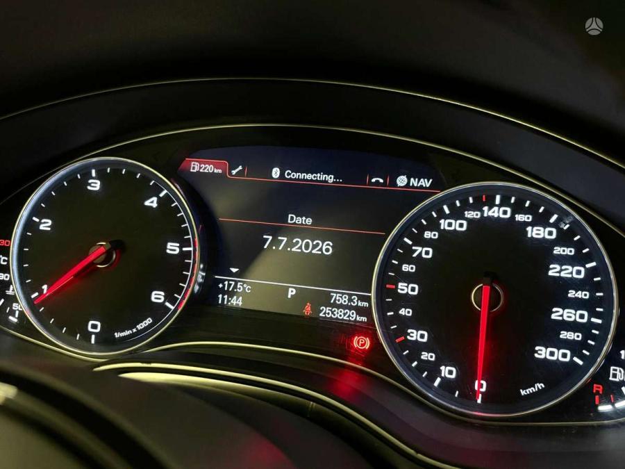 Pelēks Audi A6 2013 Marijampole, ar dzinēja tilpumu 1.97 L un nobraukumu 254 tūkst. km par 9350 €, foto 20 vietnē AUTOMOTO.COM.LV