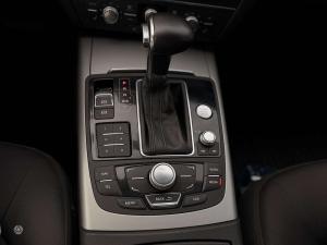 Grey Audi A6 2013 in Vilnius, with an engine capacity of 1.97 L and mileage of 266 thousand km for 4200 €, photo 12 on AUTOMOTO.COM.LV