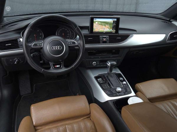 Grey Audi A6 2014 in Kaunas, with an engine capacity of 2.00 L and mileage of 300 thousand km for 11990 €, photo 9 on AUTOMOTO.COM.LV