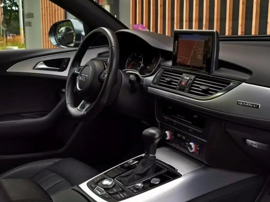 Grey Audi A6 2014 in Riga, with an engine capacity of 3.00 L and mileage of 211 thousand km for 15100 €, photo 18 on AUTOMOTO.COM.LV