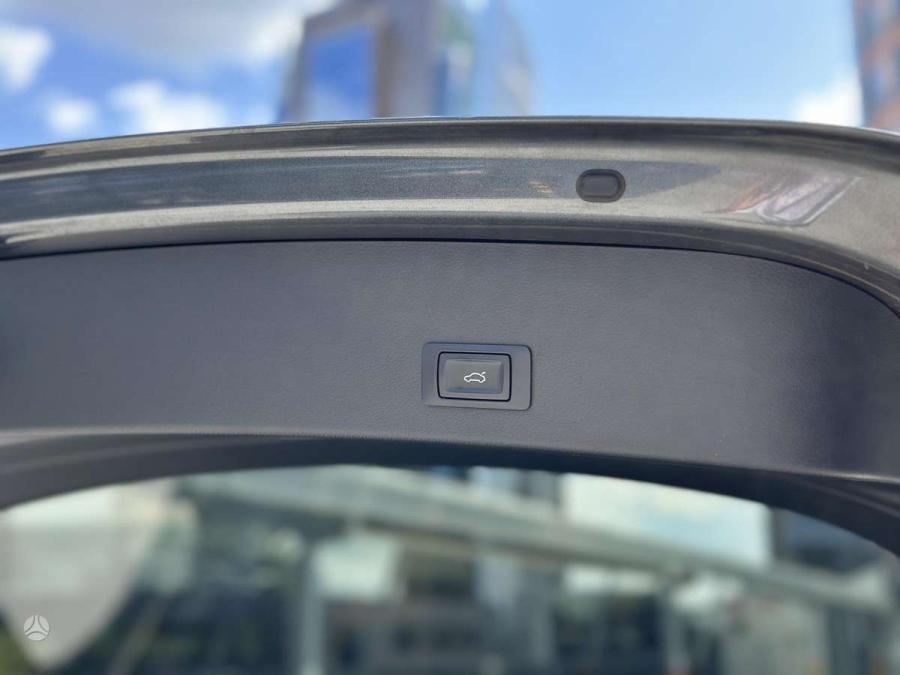 Grey Audi A6 2014 in Vilnius, with an engine capacity of 2.97 L and mileage of 255 thousand km for 10500 €, photo 42 on AUTOMOTO.COM.LV