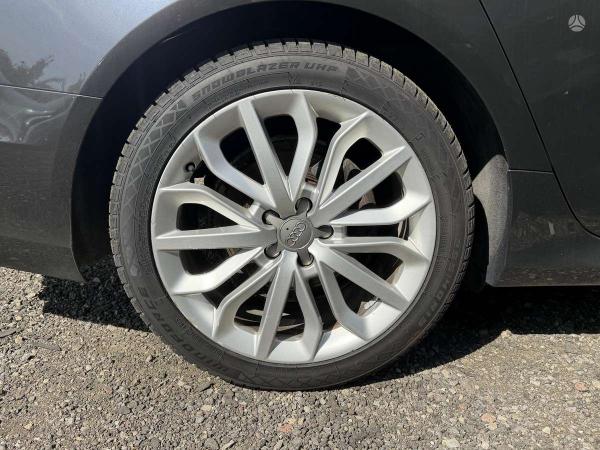 Grey Audi A6 2014 in Kaunas, with an engine capacity of 3.00 L and mileage of 300 thousand km for 8950 €, photo 10 on AUTOMOTO.COM.LV