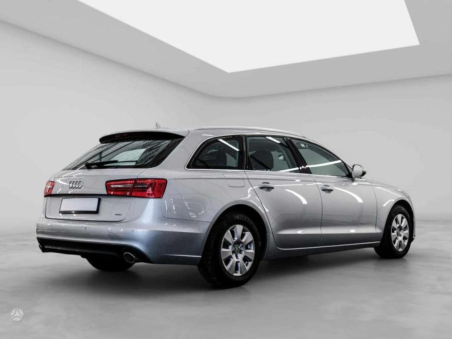 Grey Audi A6 2014 in Kaunas, with an engine capacity of 3.00 L and mileage of 298 thousand km for 9290 €, photo 4 on AUTOMOTO.COM.LV