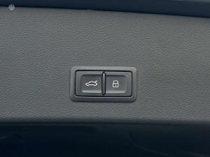Grey Audi A6 2015 in Vilnius, with an engine capacity of 2.97 L and mileage of 215 thousand km for 18999 €, photo 13 on AUTOMOTO.COM.LV