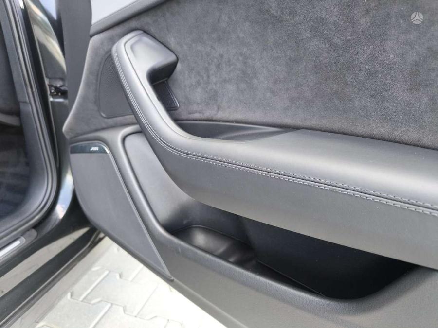 Pelēks Audi A6 2015 Viļņa, ar dzinēja tilpumu 1.97 L un nobraukumu 269 tūkst. km par 12500 €, foto 18 vietnē AUTOMOTO.COM.LV