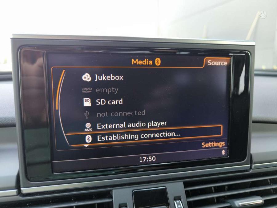Pelēks Audi A6 2015 Viļņa, ar dzinēja tilpumu 1.97 L un nobraukumu 269 tūkst. km par 12500 €, foto 28 vietnē AUTOMOTO.COM.LV