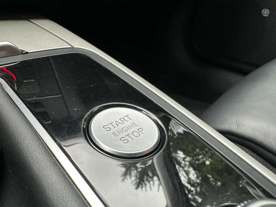 Grey Audi A6 2015 in Vilnius, with an engine capacity of 1.97 L and mileage of 271 thousand km for 12900 €, photo 27 on AUTOMOTO.COM.LV