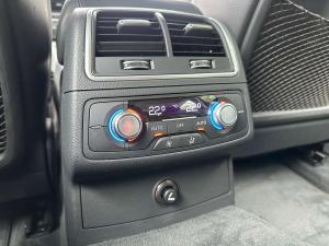 Grey Audi A6 2015 in Vilnius, with an engine capacity of 1.97 L and mileage of 271 thousand km for 12900 €, photo 32 on AUTOMOTO.COM.LV