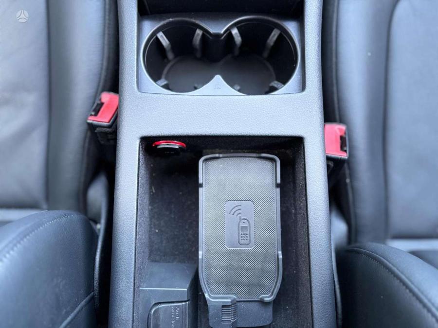 Pelēks Audi A6 2015 Kauņa, ar dzinēja tilpumu 1.97 L un nobraukumu 210 tūkst. km par 13700 €, foto 39 vietnē AUTOMOTO.COM.LV