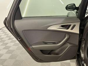 Pelēks Audi A6 2015 Marijampole, ar dzinēja tilpumu 1.97 L un nobraukumu 214 tūkst. km par 12750 €, foto 18 vietnē AUTOMOTO.COM.LV
