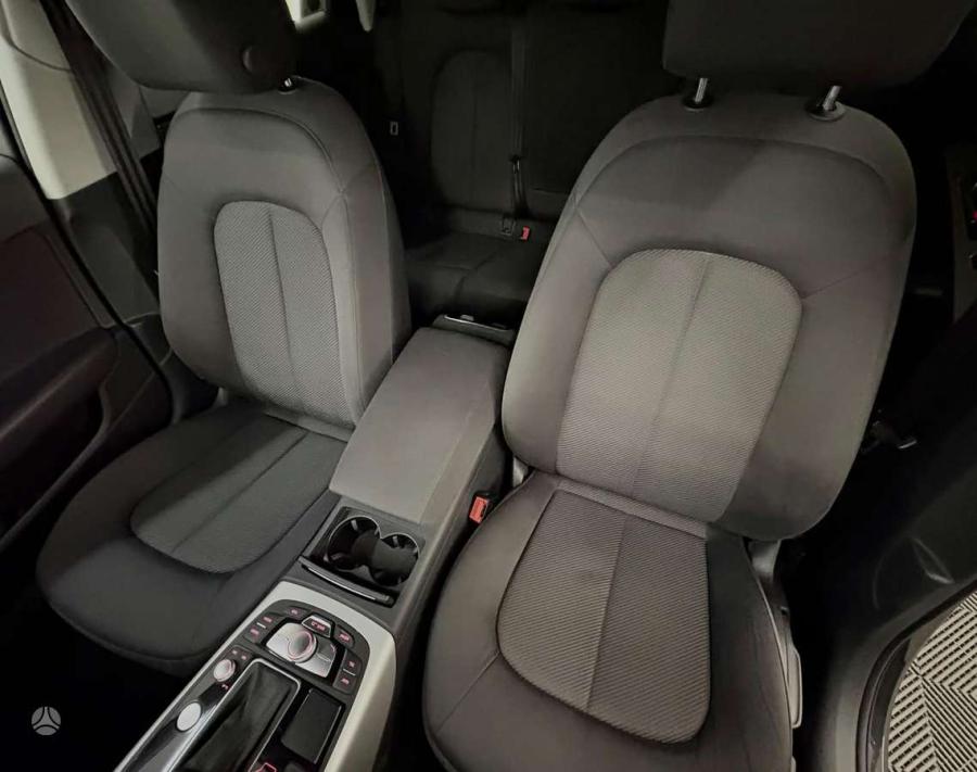 Pelēks Audi A6 2015 Marijampole, ar dzinēja tilpumu 1.97 L un nobraukumu 214 tūkst. km par 12750 €, foto 24 vietnē AUTOMOTO.COM.LV