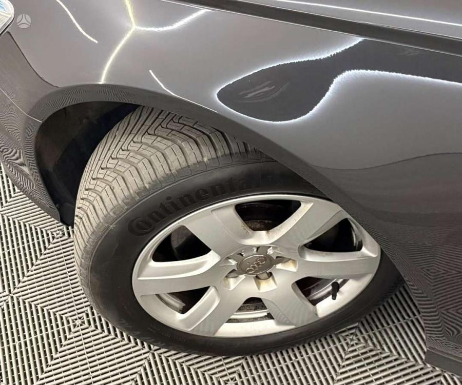 Pelēks Audi A6 2015 Marijampole, ar dzinēja tilpumu 1.97 L un nobraukumu 214 tūkst. km par 12750 €, foto 25 vietnē AUTOMOTO.COM.LV