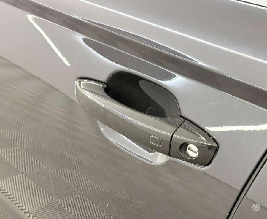 Grey Audi A6 2015 in Marijampole, with an engine capacity of 1.97 L and mileage of 293 thousand km for 13999 €, photo 31 on AUTOMOTO.COM.LV