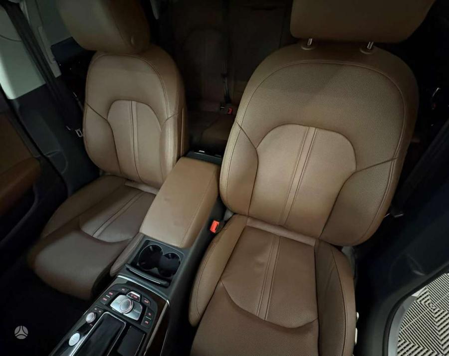 Grey Audi A6 2015 in Marijampole, with an engine capacity of 2.97 L and mileage of 265 thousand km for 13999 €, photo 20 on AUTOMOTO.COM.LV