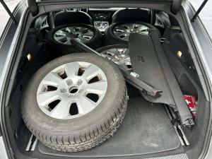 Grey Audi A6 2015 in Kaunas, with an engine capacity of 1.97 L and mileage of 212 thousand km for 10450 €, photo 20 on AUTOMOTO.COM.LV