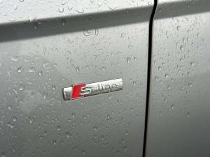 Grey Audi A6 2015 in Kaunas, with an engine capacity of 1.97 L and mileage of 212 thousand km for 10450 €, photo 23 on AUTOMOTO.COM.LV