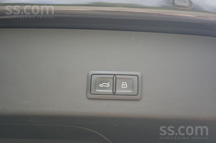 Grey Audi A6 2015 in Riga, with an engine capacity of 3.00 L and mileage of 226 thousand km for 21900 €, photo 12 on AUTOMOTO.COM.LV
