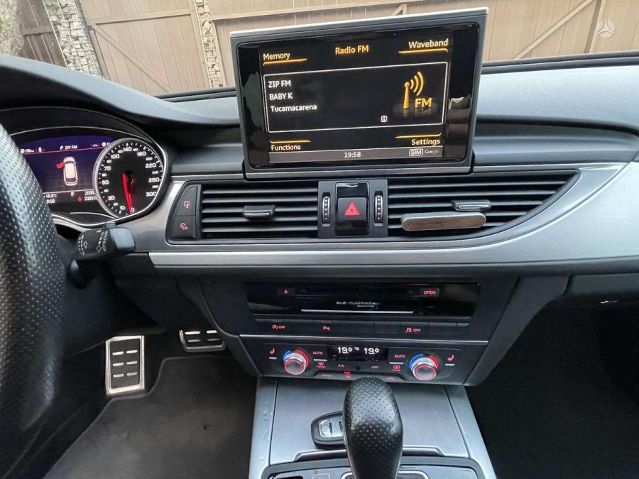 Pelēks Audi A6 2015 Viļņa, ar dzinēja tilpumu 3.00 L un nobraukumu 239 tūkst. km par 16999 €, foto 29 vietnē AUTOMOTO.COM.LV
