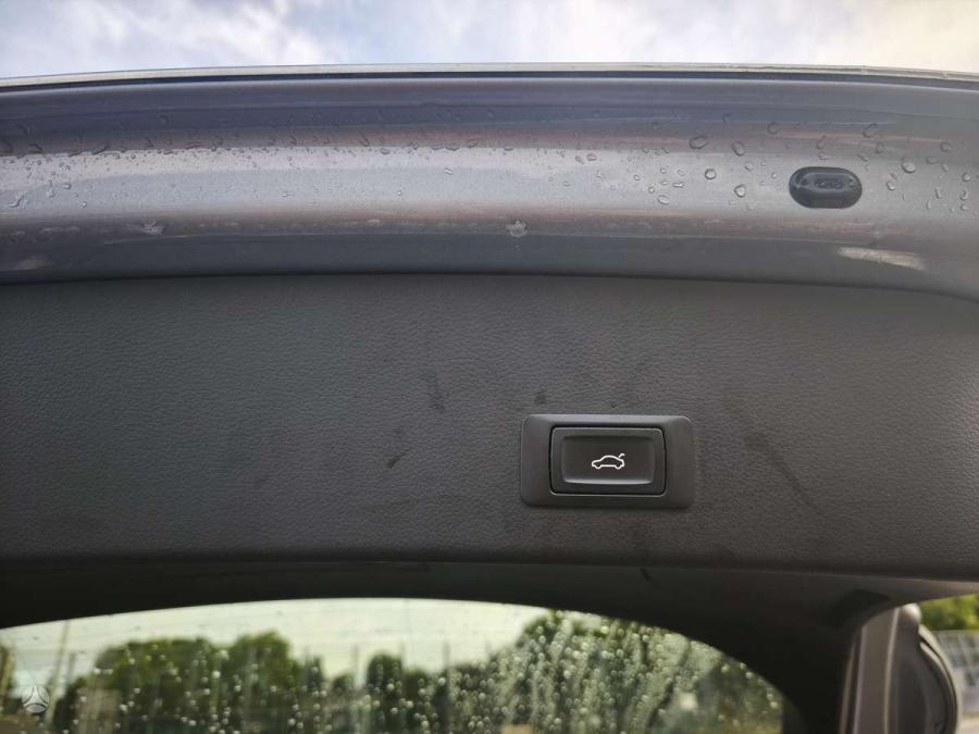 Grey Audi A6 2015 in Telschi, with an engine capacity of 2.97 L and mileage of 310 thousand km for 10500 €, photo 25 on AUTOMOTO.COM.LV