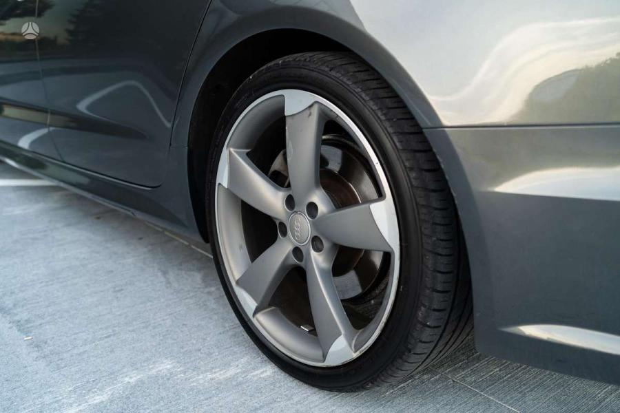 Grey Audi A6 2015 in Klaipeda, with an engine capacity of 2.97 L and mileage of 316 thousand km for 17100 €, photo 13 on AUTOMOTO.COM.LV
