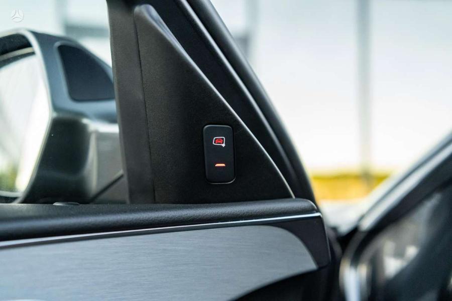 Grey Audi A6 2015 in Klaipeda, with an engine capacity of 2.97 L and mileage of 316 thousand km for 17100 €, photo 32 on AUTOMOTO.COM.LV