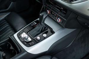 Grey Audi A6 2015 in Klaipeda, with an engine capacity of 2.97 L and mileage of 316 thousand km for 17100 €, photo 34 on AUTOMOTO.COM.LV