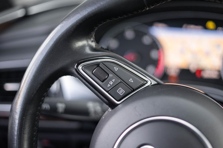 Pelēks Audi A6 2015 Rīga, ar dzinēja tilpumu 3.00 L un nobraukumu 282 tūkst. km par 12990 €, foto 18 vietnē AUTOMOTO.COM.LV