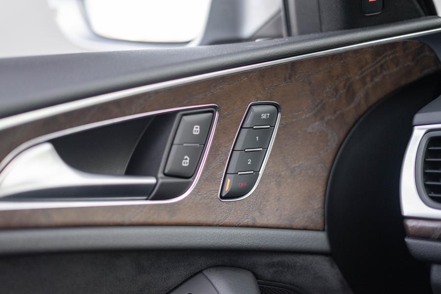 Pelēks Audi A6 2015 Rīga, ar dzinēja tilpumu 3.00 L un nobraukumu 282 tūkst. km par 12990 €, foto 29 vietnē AUTOMOTO.COM.LV
