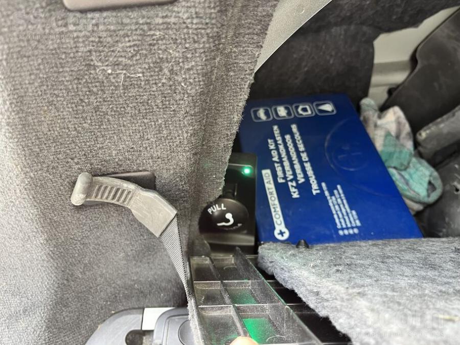 Grey Audi A6 2015 in Ogre, with an engine capacity of 3.00 L and mileage of 285 thousand km for 10900 €, photo 18 on AUTOMOTO.COM.LV