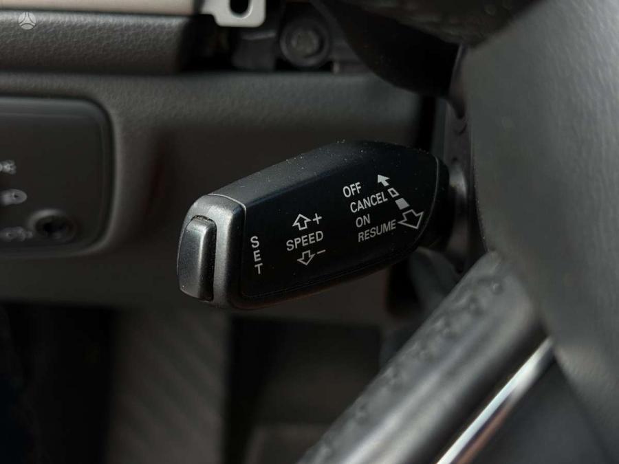 Grey Audi A6 2015 in Kaunas, with an engine capacity of 2.00 L and mileage of 316 thousand km for 12999 €, photo 19 on AUTOMOTO.COM.LV