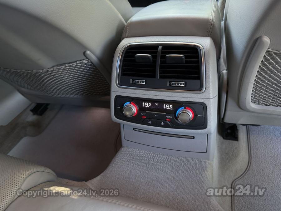 Grey Audi A6 2016 in Tallinn, with an engine capacity of 3.00 L and mileage of 312 thousand km for 14555 €, photo 24 on AUTOMOTO.COM.LV