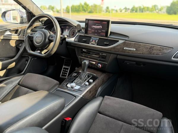 Grey Audi A6 2016 in Ventspils, with an engine capacity of 3.00 L and mileage of 225 thousand km for 16500 €, photo 5 on AUTOMOTO.COM.LV