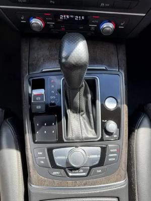Pelēks Audi A6 2016 Ventspils, ar dzinēja tilpumu 3.00 L un nobraukumu 225 tūkst. km par 16990 €, foto 24 vietnē AUTOMOTO.COM.LV