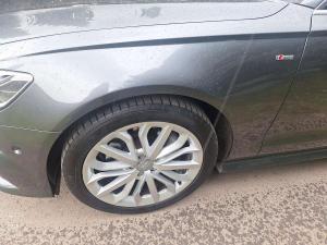 Grey Audi A6 2016 in Utena, with an engine capacity of 2.97 L and mileage of 273 thousand km for 13500 €, photo 15 on AUTOMOTO.COM.LV