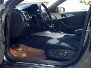 Grey Audi A6 2016 in Vilnius, with an engine capacity of 2.97 L and mileage of 198 thousand km for 20199 €, photo 14 on AUTOMOTO.COM.LV