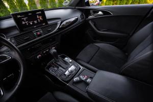 Grey Audi A6 2017 in Jelgava, with an engine capacity of 3.00 L and mileage of 287 thousand km for 15500 €, photo 12 on AUTOMOTO.COM.LV